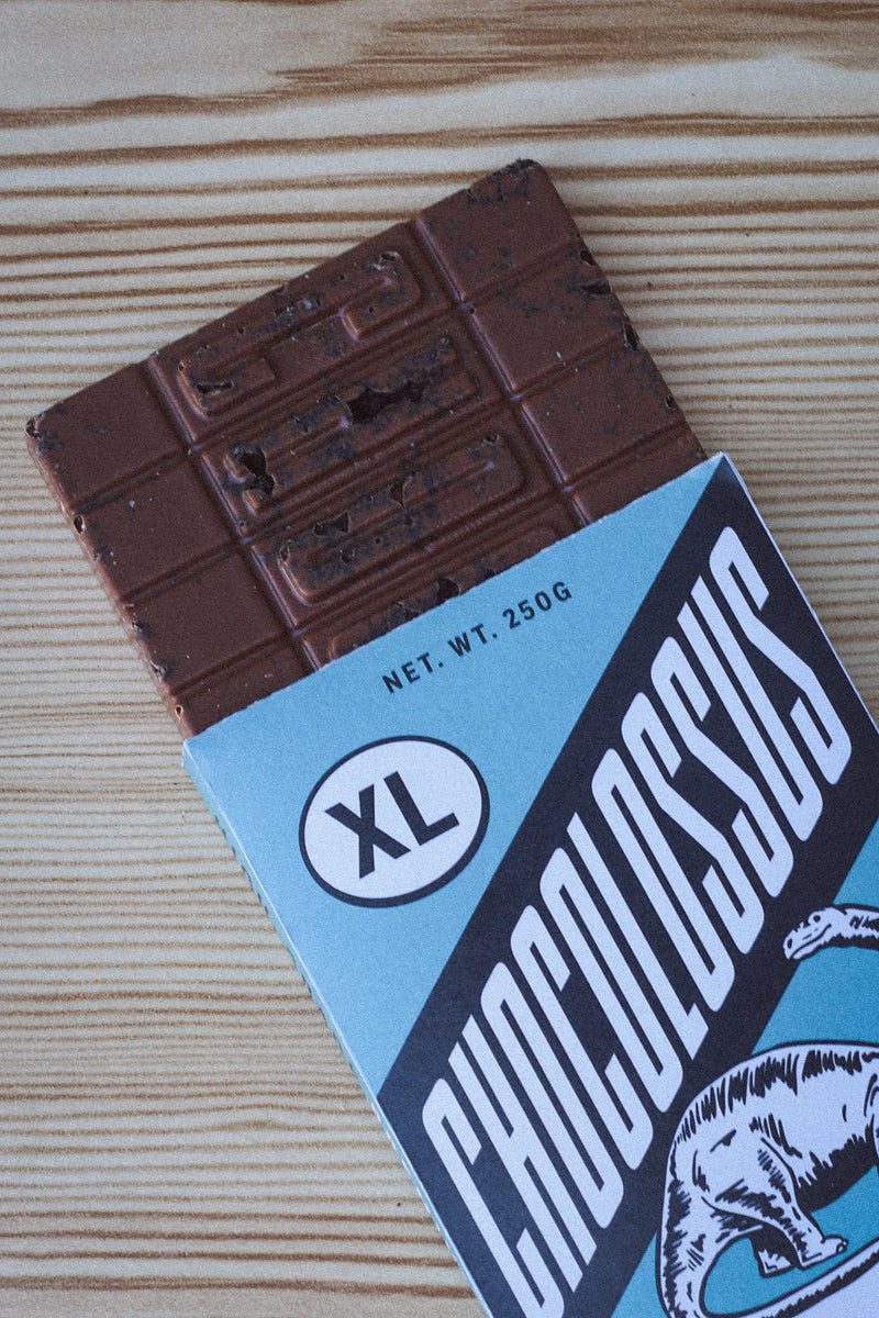 'Chocolossus' Chocolate Bar 250g Milk Chocolate Cookie Crumb - The Cho ...